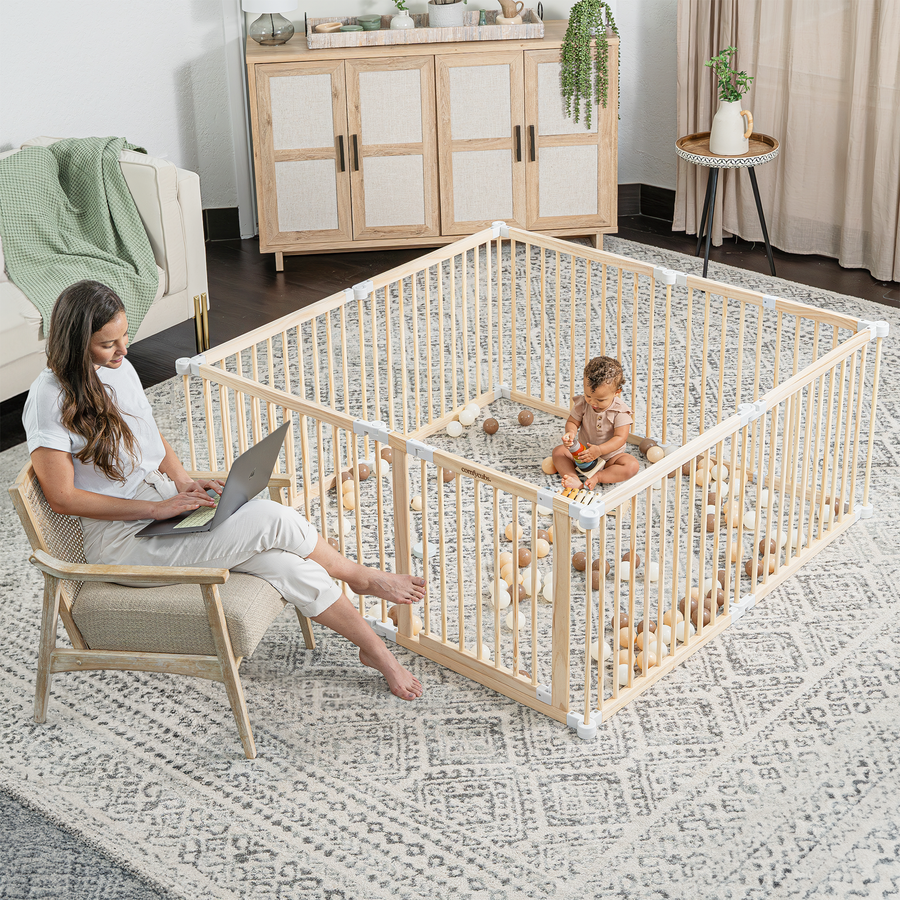 Playpen for Toddler and Babies in Natural Wood – Comfy Cubs
