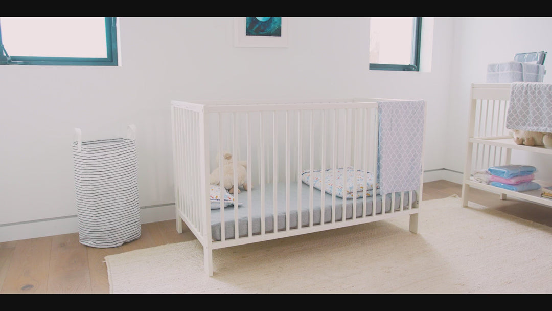 Crib Sheets in Grey – Comfy Cubs